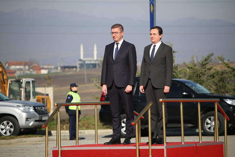 Kosova ile Kuzey Makedonya 2025'ten itibaren ortak sınır kapısı ... Kosova ile Kuzey Makedonya 2025'ten itibaren ortak sınır kapısı ...