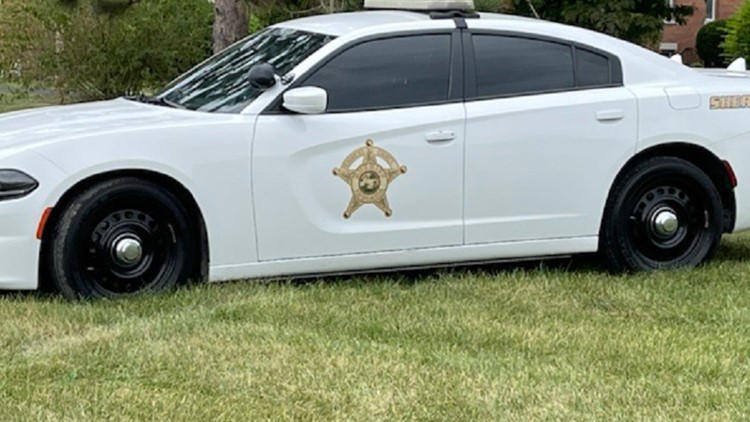Avon man killed in Hendricks County crash Friday morning