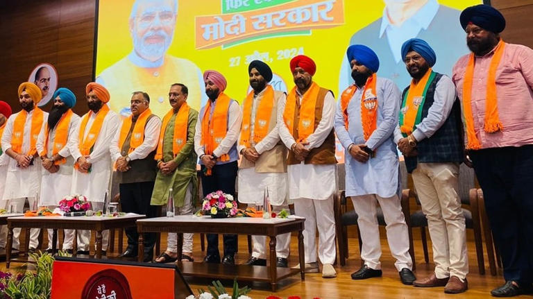 Sikh Community Extends Full Support To BJP-led Mahayuti In Maharashtra ... Sikh Community Extends Full Support To BJP-led Mahayuti In Maharashtra ...