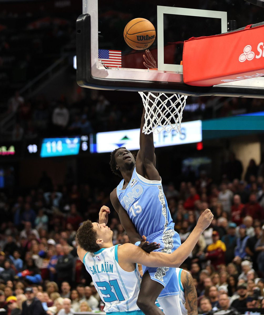 NBA: Cleveland Cavaliers defeat Charlotte Hornets for 15th-straight win NBA: Cleveland Cavaliers defeat Charlotte Hornets for 15th-straight win