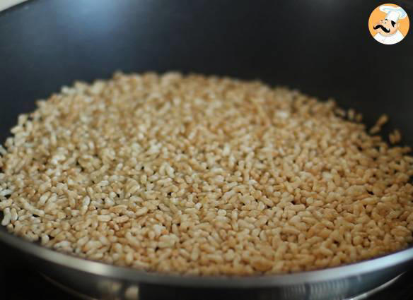 Puffed rice bars with peanut butter