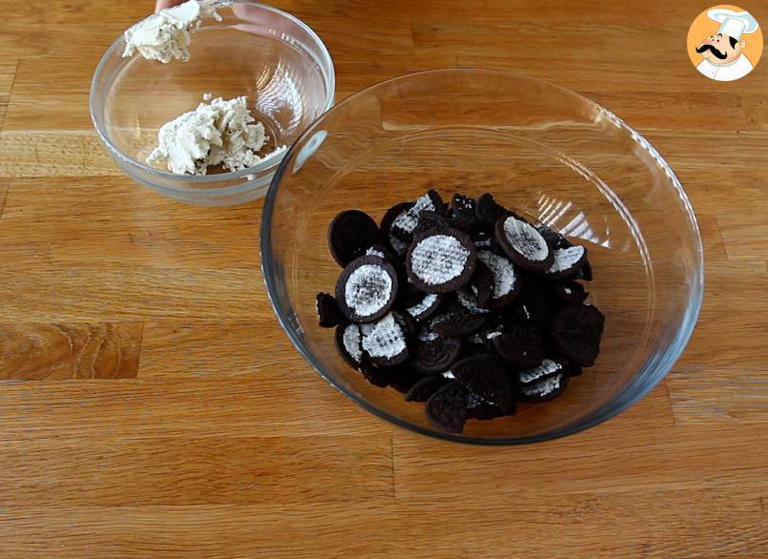 Oreo cake with only 3 ingredients ready in 6 minutes in the microwave!