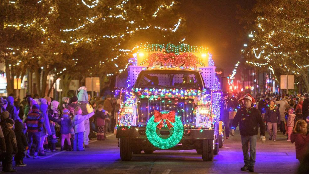Annual tree lighting, light parade kicks off holiday season in Traverse ... Annual tree lighting, light parade kicks off holiday season in Traverse ...