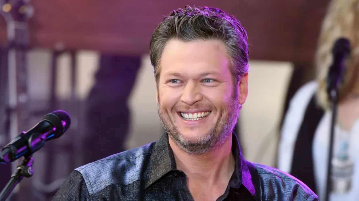 Blake Shelton Debuts New Single ‘Texas’ Live
