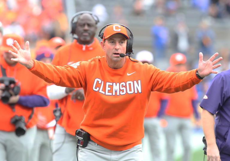 Dabo Swinney shares an injury update on freshman running back Jay Haynes Dabo Swinney shares an injury update on freshman running back Jay Haynes