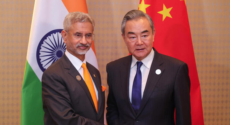 EAM Jaishankar meets with Chinese counterpart Wang Yi, discusses border ... EAM Jaishankar meets with Chinese counterpart Wang Yi, discusses border ...