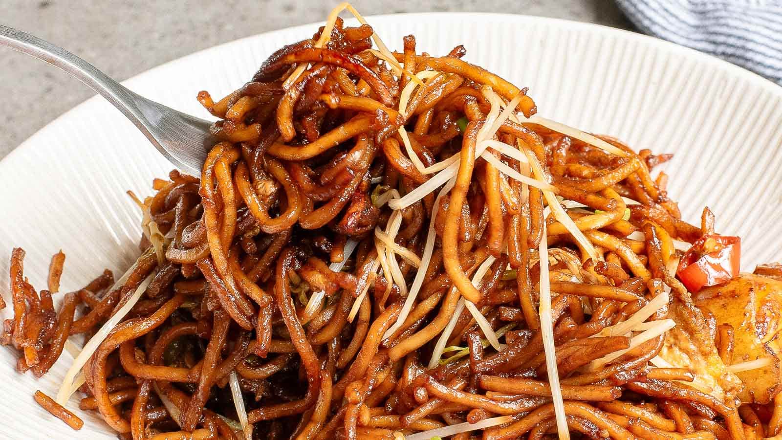 31 Asian Noodle Recipes That Don’t Pull Any Punches