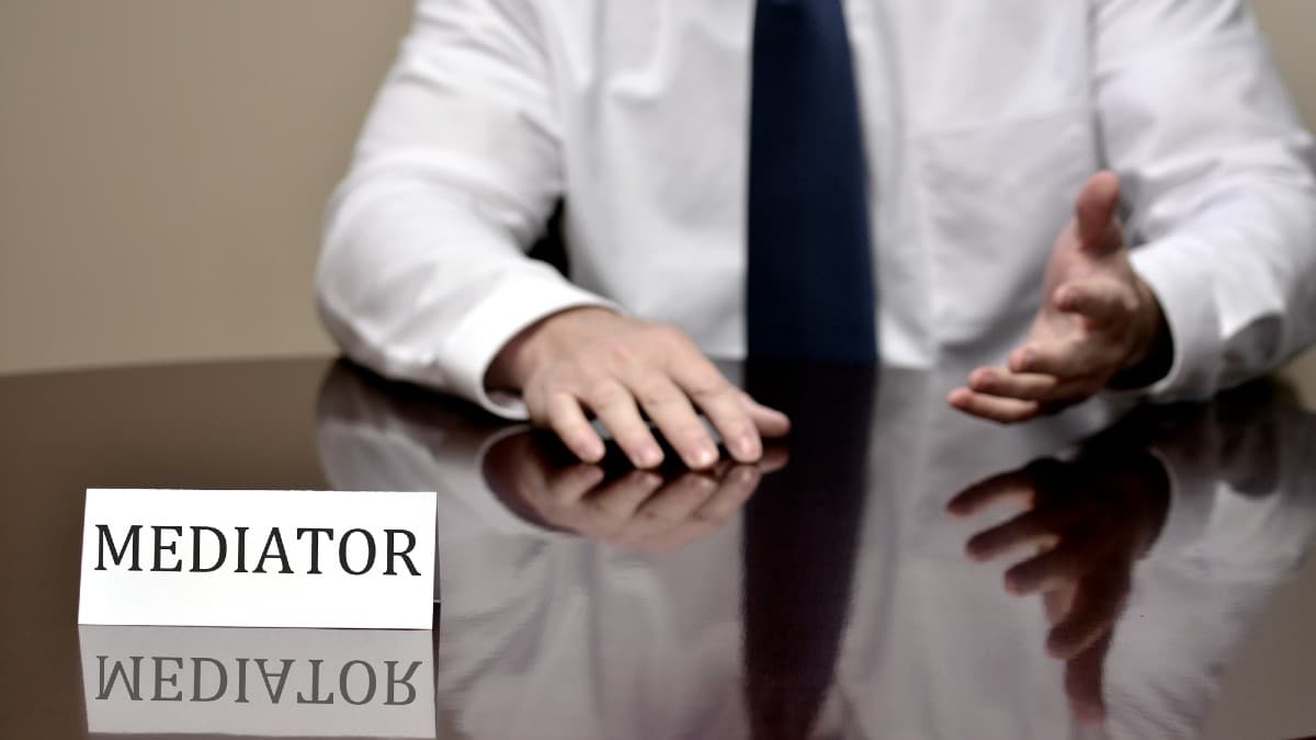 15 Low Key Jobs That Can Make People Secretly Rich