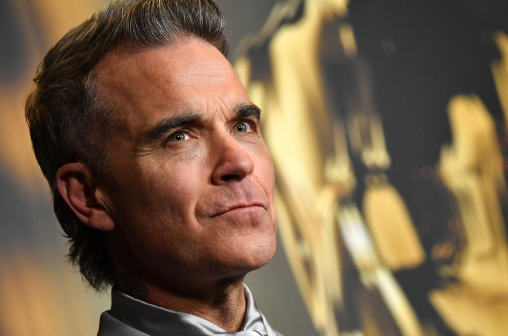 Robbie Williams Addresses Drug Use Claims Made by Former Take That ...