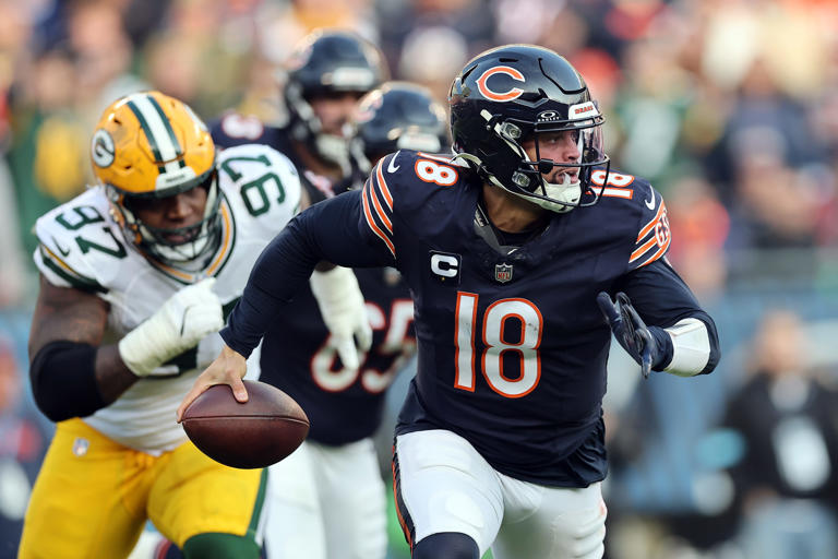 Bears' Caleb Williams has highest QB PFF grade vs Packers in 2024