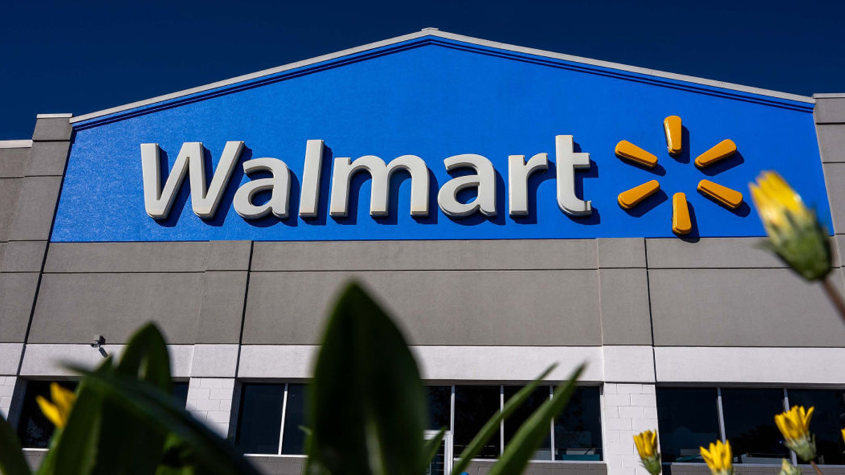 Walmart Is Selling a 'Sophisticated' $168 Gucci Fragrance for $53, and ...