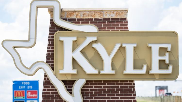 Kyle mayor announces resignation after nearly a decade
