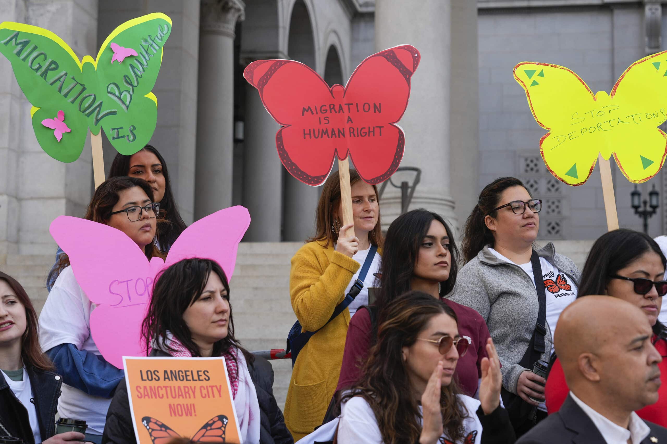 LA approves more protections for undocumented immigrants