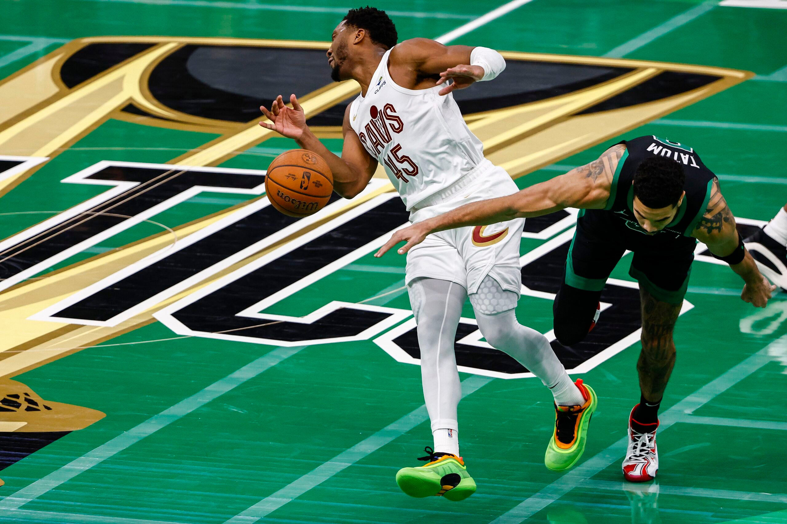 Donovan Mitchell addresses hard foul from Jayson Tatum that made him bleed Donovan Mitchell addresses hard foul from Jayson Tatum that made him bleed