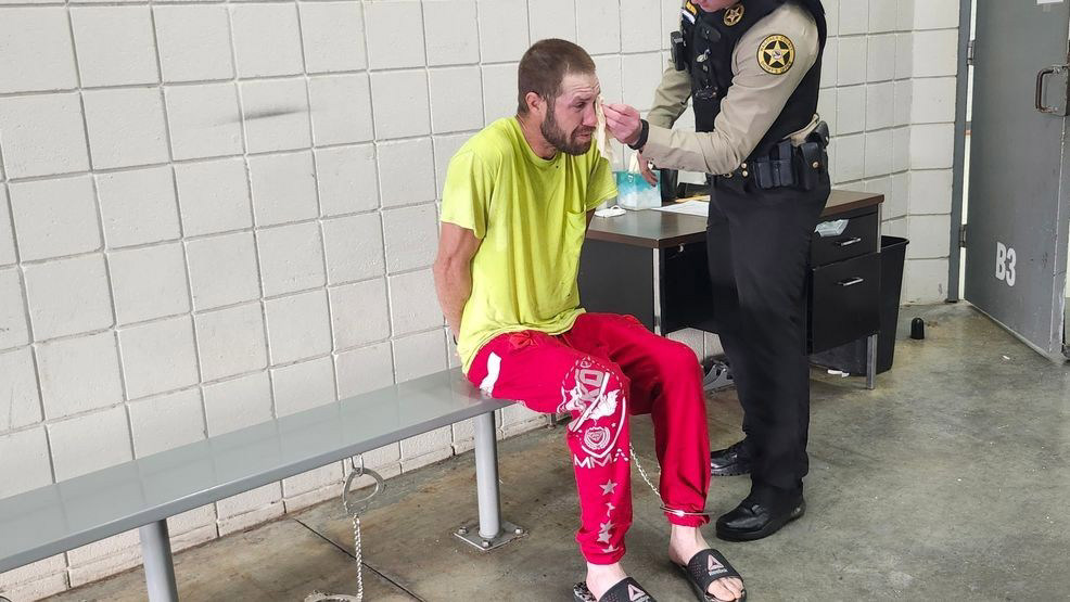 Deputies arrest man wanted for felony eluding in Wagoner County Deputies arrest man wanted for felony eluding in Wagoner County