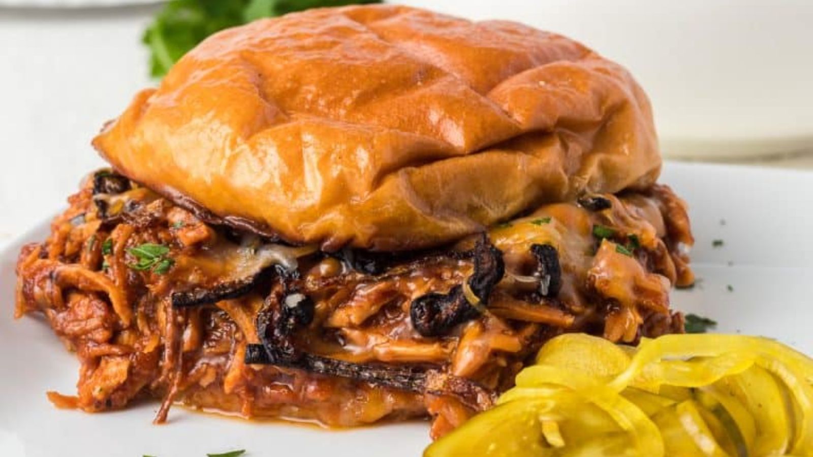 16 easy crockpot dinners that fill the house with warmth