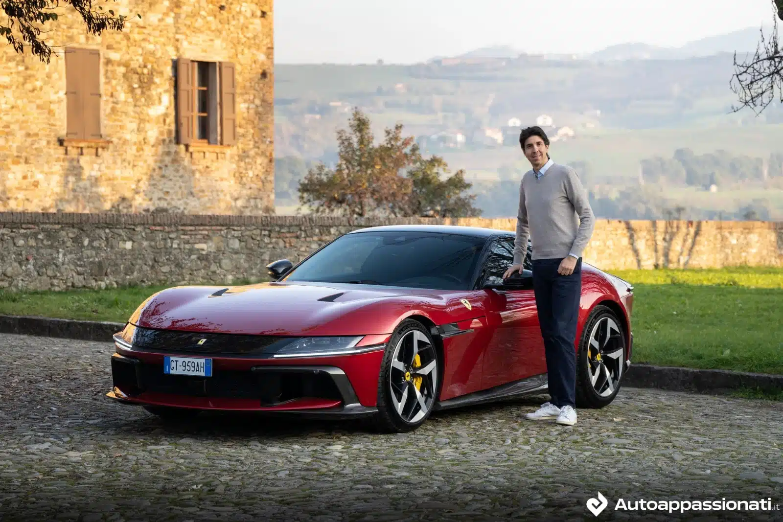 Prova Ferrari 12Cilindri: potenza pura, emozioni senza filtri