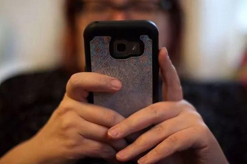 DWP issues urgent warning to anyone who receives 'DWP' text message DWP issues urgent warning to anyone who receives 'DWP' text message
