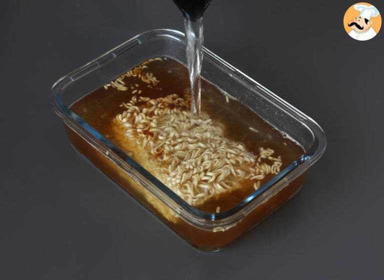 How to cook instant noodles? quick recipe with beef and mushrooms!