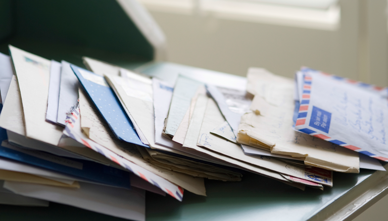 U.S. postal worker sentenced for stealing $1.9M in business checks