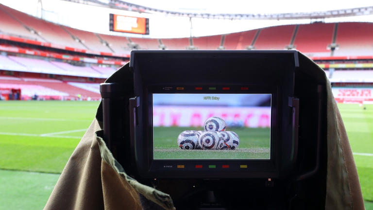 Another new boss for Christian Pulisic! AC Milan confirm arrival of ...