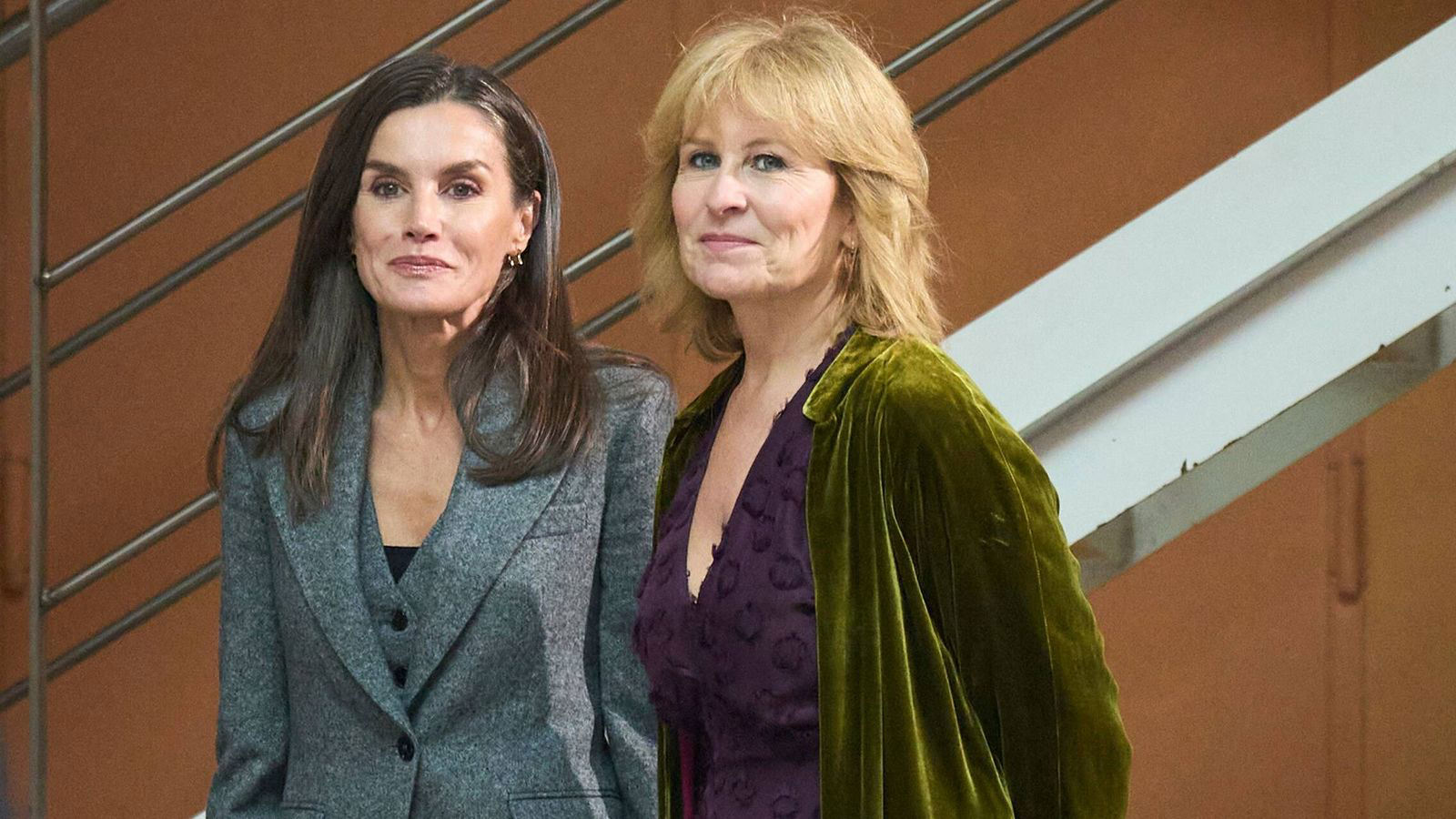 María Rey explica el falso desplante de doña Letizia a Ayuso que se ha ... María Rey explica el falso desplante de doña Letizia a Ayuso que se ha ...