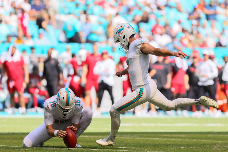 Dolphins kicker earns AFC Special Teams Player of the Month honors