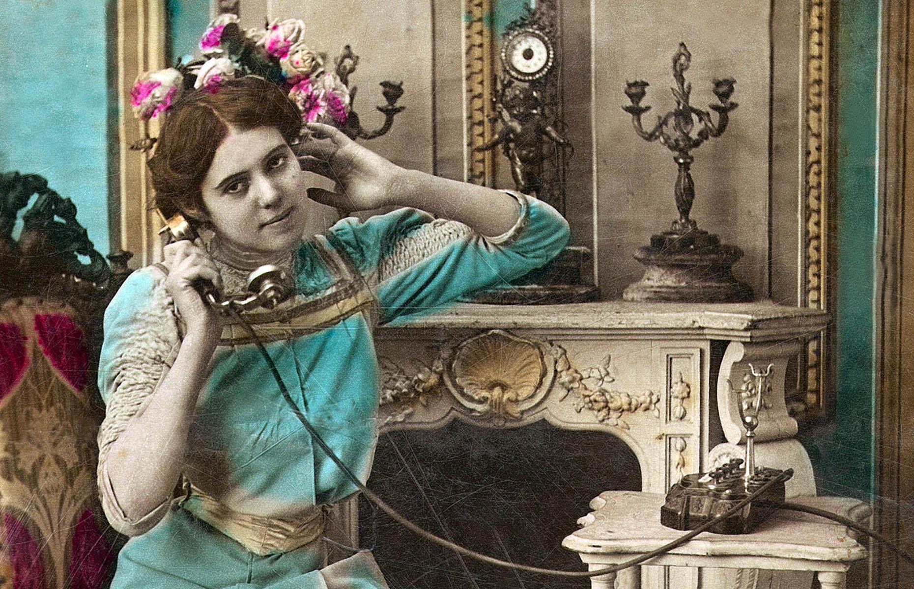 Rare photos show the evolution of home gadgets