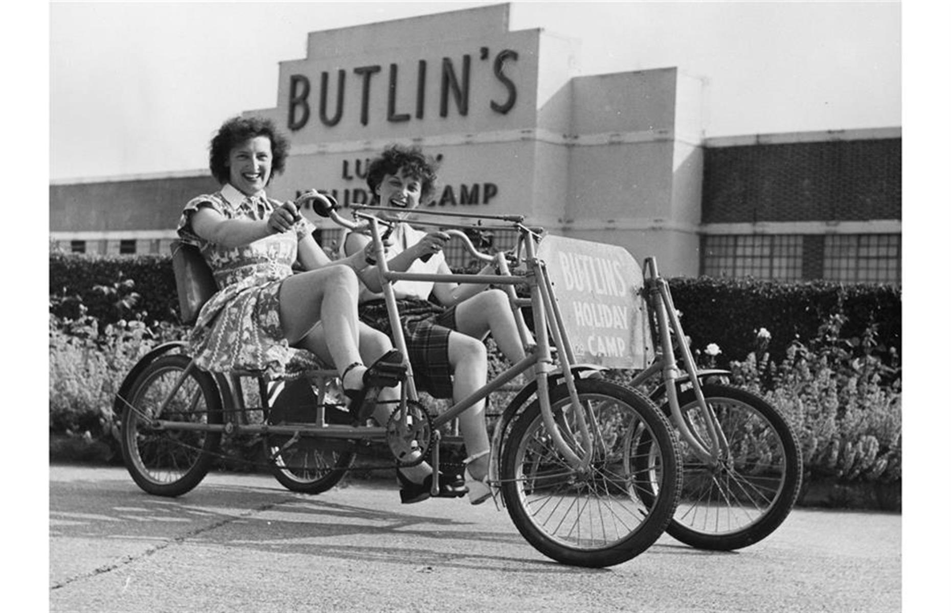 Charming retro photos reveal how family holidays looked through the decades