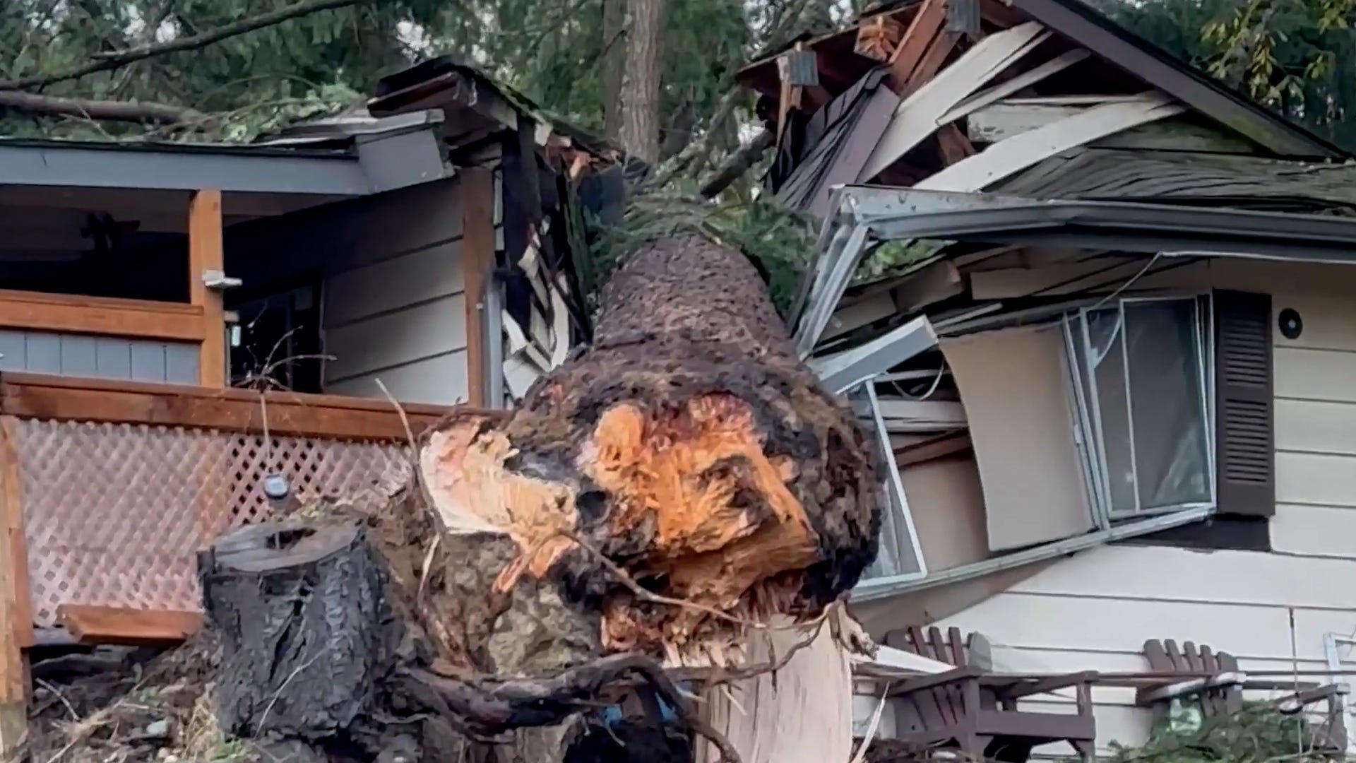 Washington power outage map: Over 300,000 remain without power after ... Washington power outage map: Over 300,000 remain without power after ...