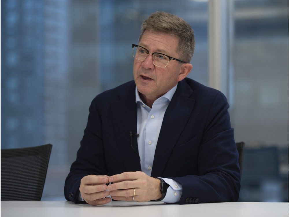 Most Edmonton mayoral candidates play down party politics