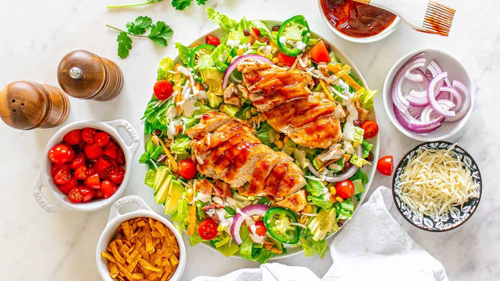 These 25 Recipes Make Salad Look Like a Main Character