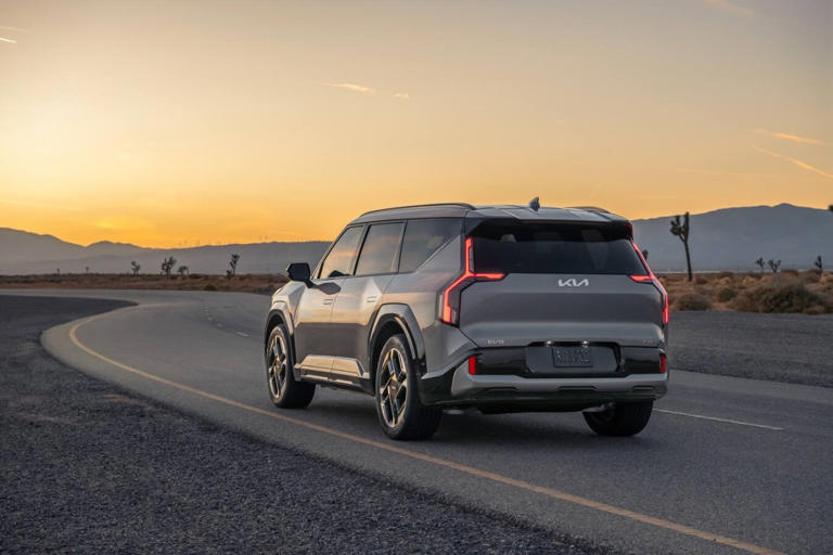 2026 Kia EV9 vs 2026 Hyundai Ioniq 9: Which is the better buy?
