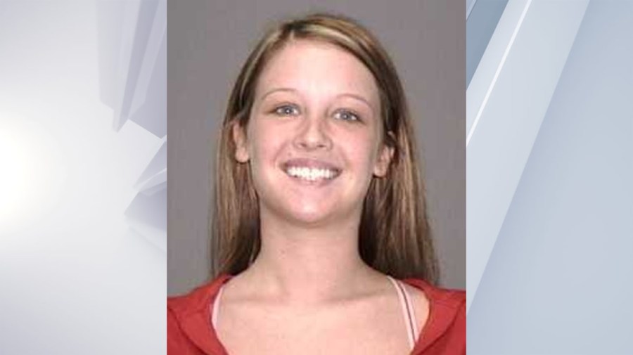 11 year search ends with private burial for Amanda King