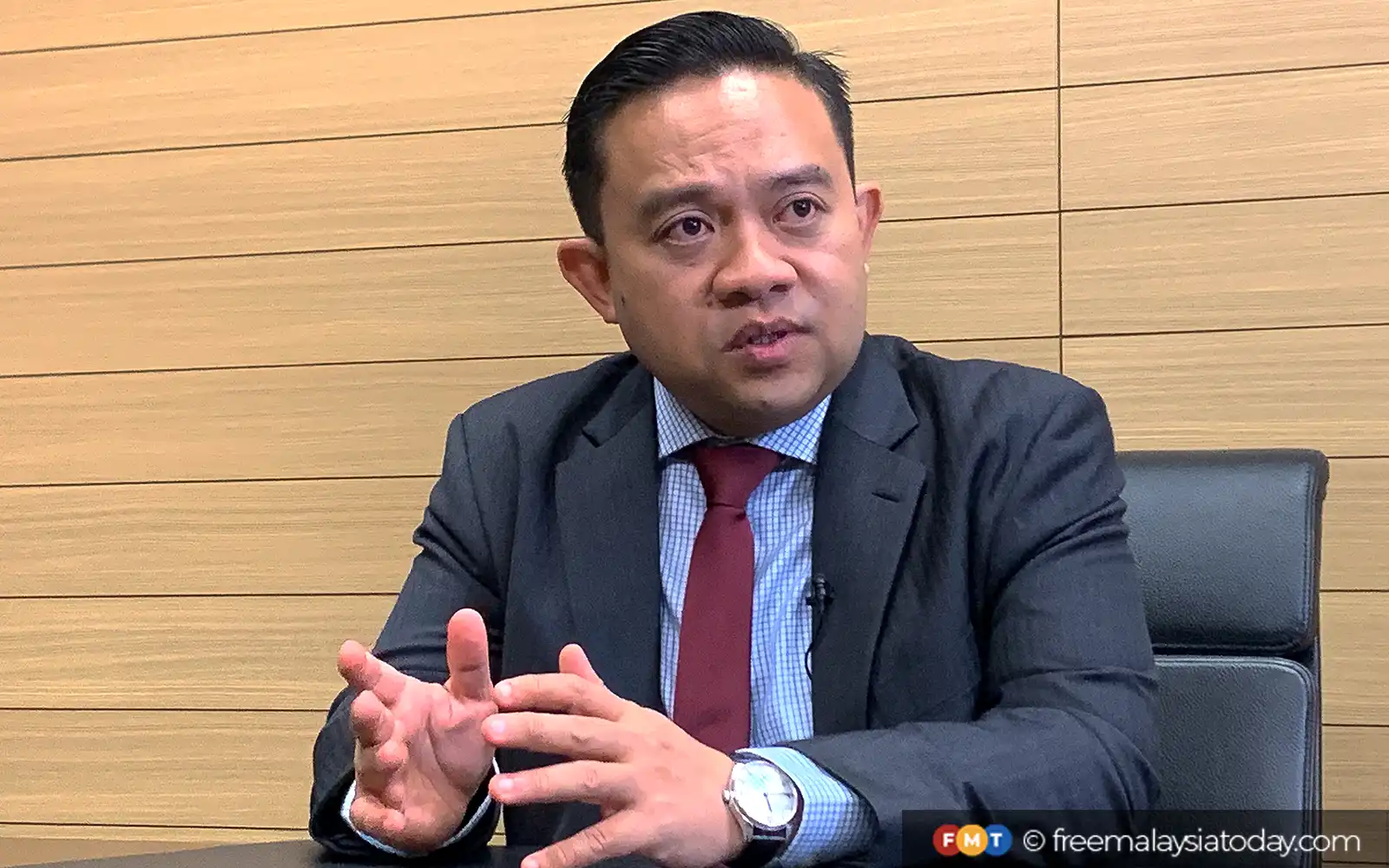 Wan Saiful threatens more ‘exposes’ if Bersatu continues pressure