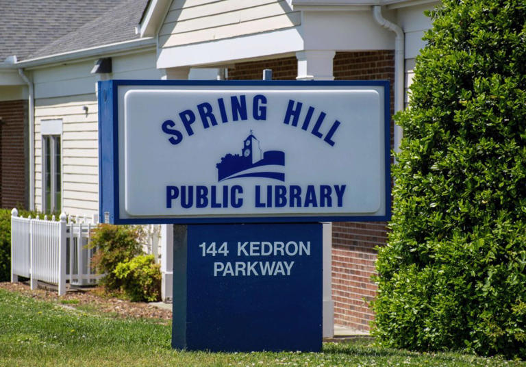 Spring Hill Library celebrates 50 years serving the community