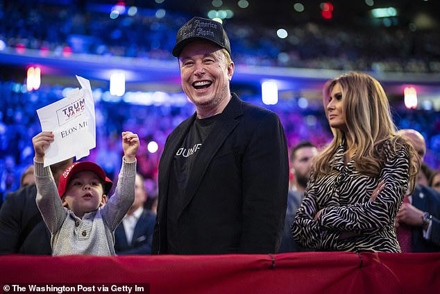 Jeff Bezos' blunt response to Musk's claim he predicted Trump loss Jeff Bezos' blunt response to Musk's claim he predicted Trump loss