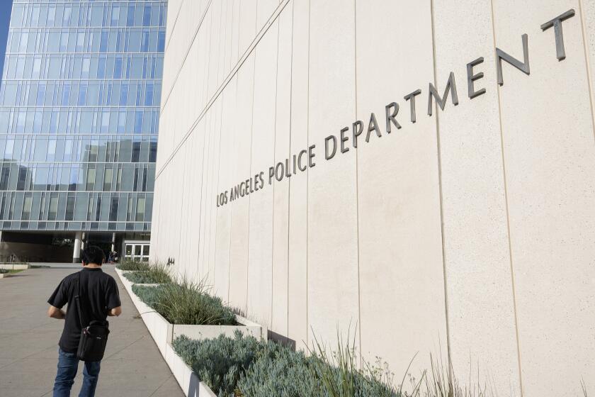 Bay Area rapper wounded in shooting at Hollywood recording studio, LAPD ...