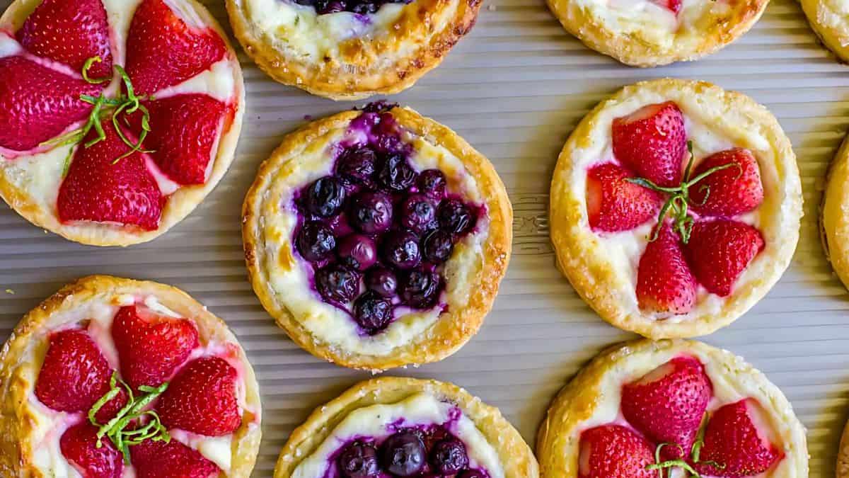 31 Best Sweet Breakfast Recipes That'll Put A Smile On Your Face