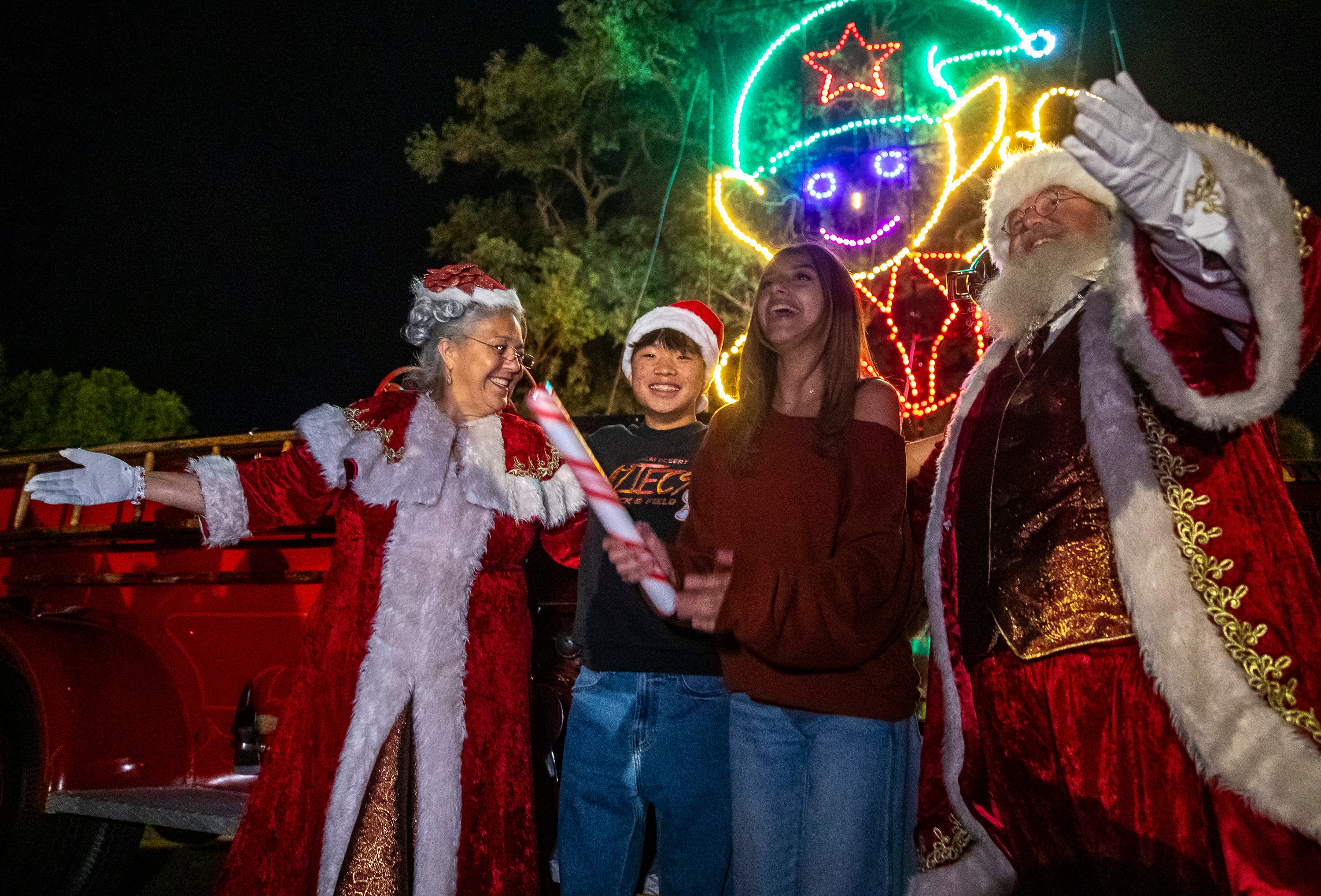 5 things to see at Indio's 2025 Magic of Lights drive-thru holiday display