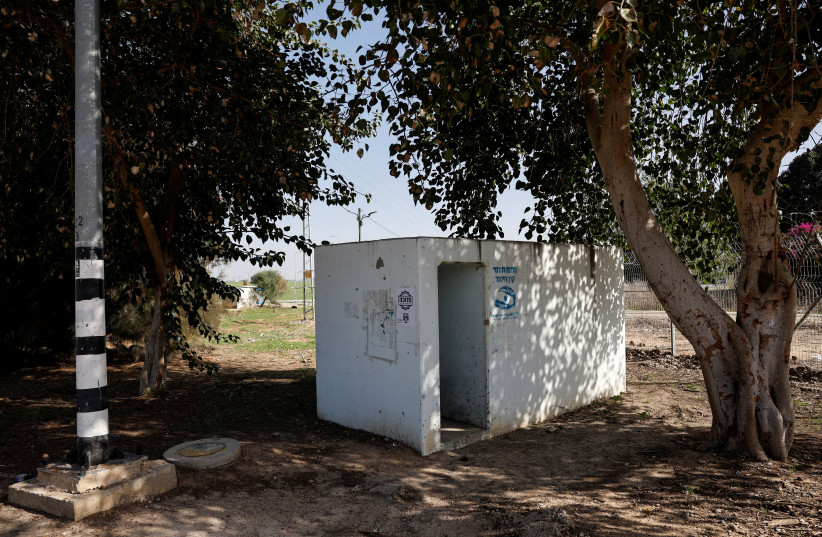 IDF probe: 12 foreign workers rescued in Mefalsim battle, IAF stopped ...