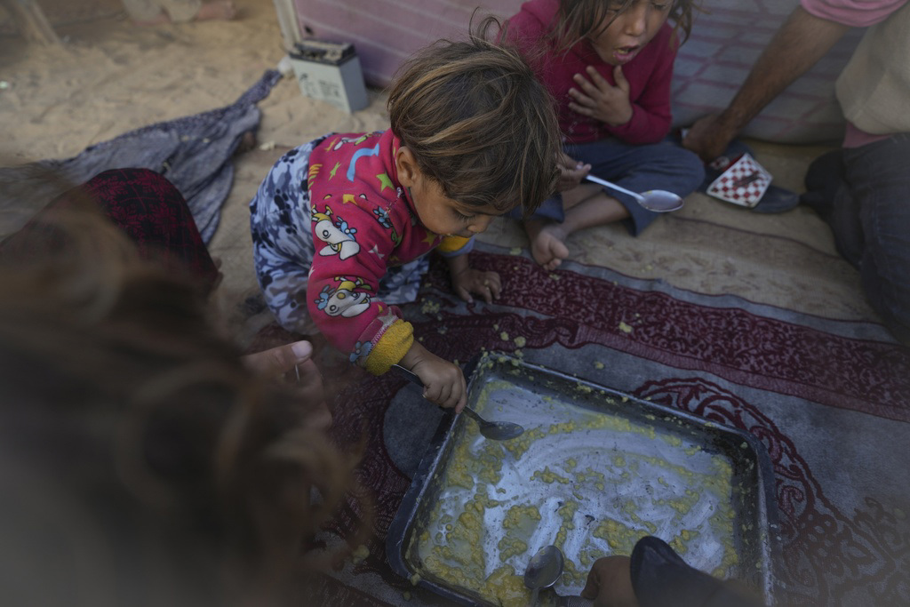 Many in Gaza are eating just once a day, as hunger spreads amid aid issues Many in Gaza are eating just once a day, as hunger spreads amid aid issues