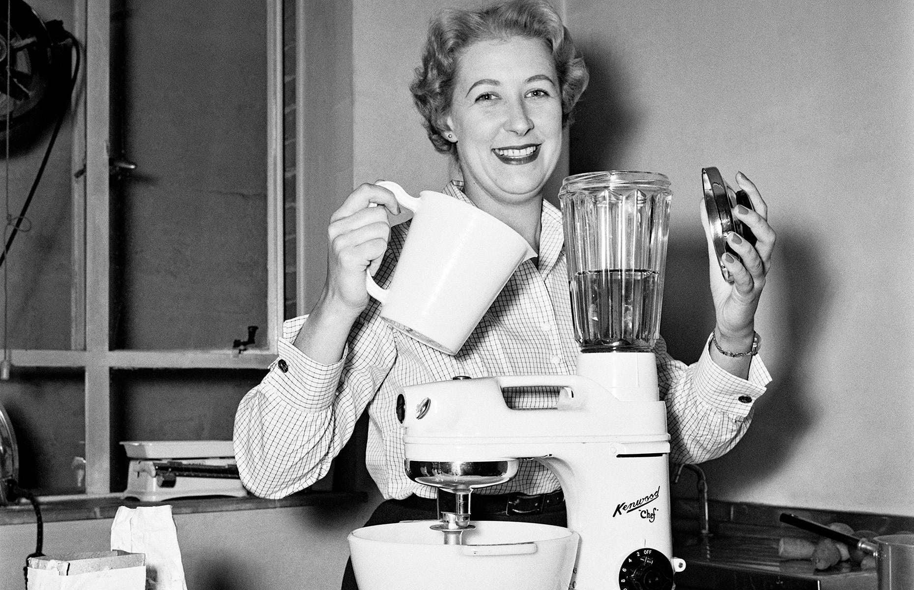 Fascinating photos of the reality of life in 1950s Britain