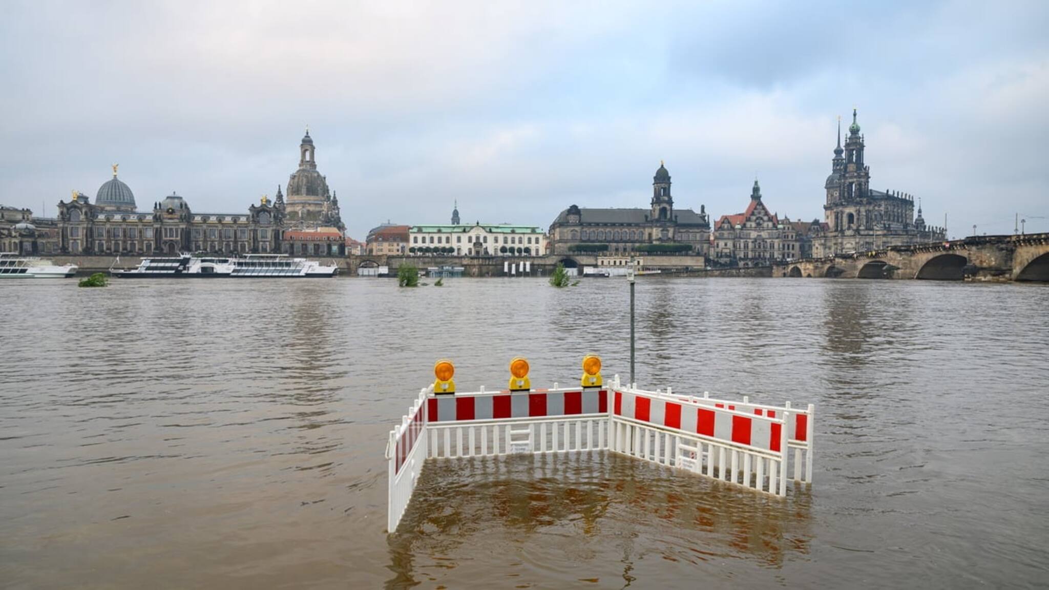 Dresden: Hochwasser oder Niedrigwasser? Der Elbe-Pegel am 16.06.2025