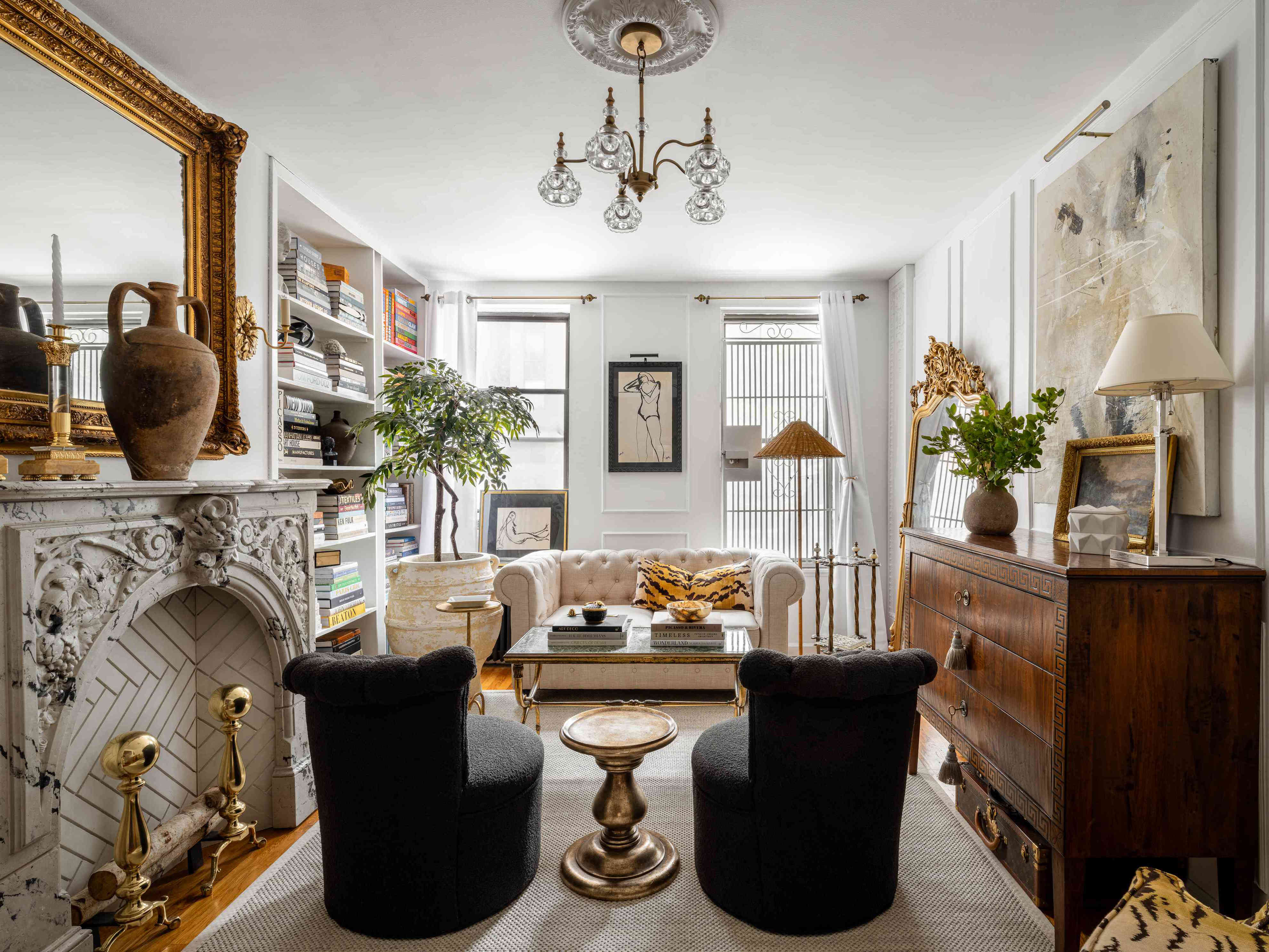 How I Keep My Tiny Apartment Organized and Clutter-Free