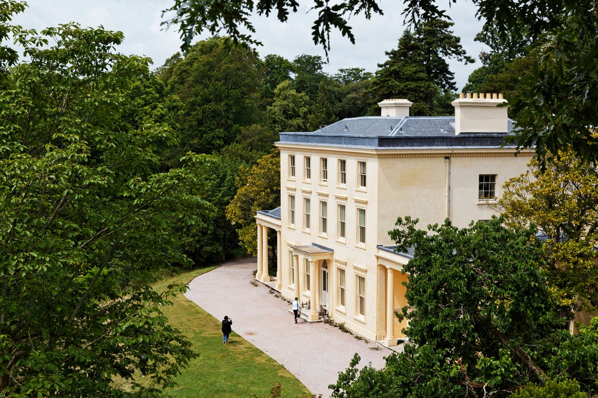10 literary houses to visit in the UK