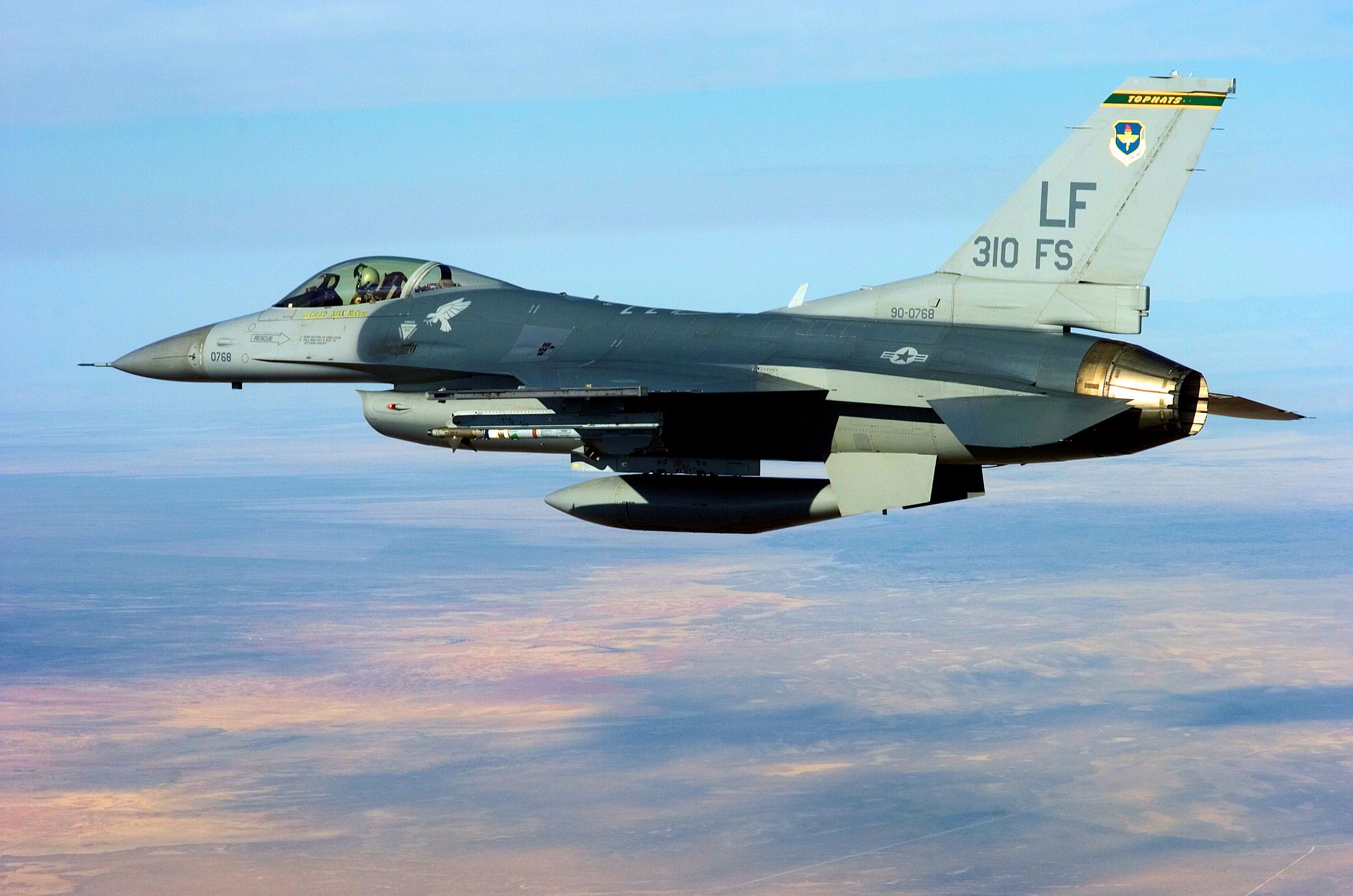 F-16s Intercept 3 Separate Aircraft In 2 Hours Violating Airspace Over ...