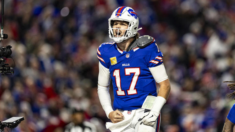 Bills star QB Josh Allen gets engaged before matchup against 49ers Bills star QB Josh Allen gets engaged before matchup against 49ers