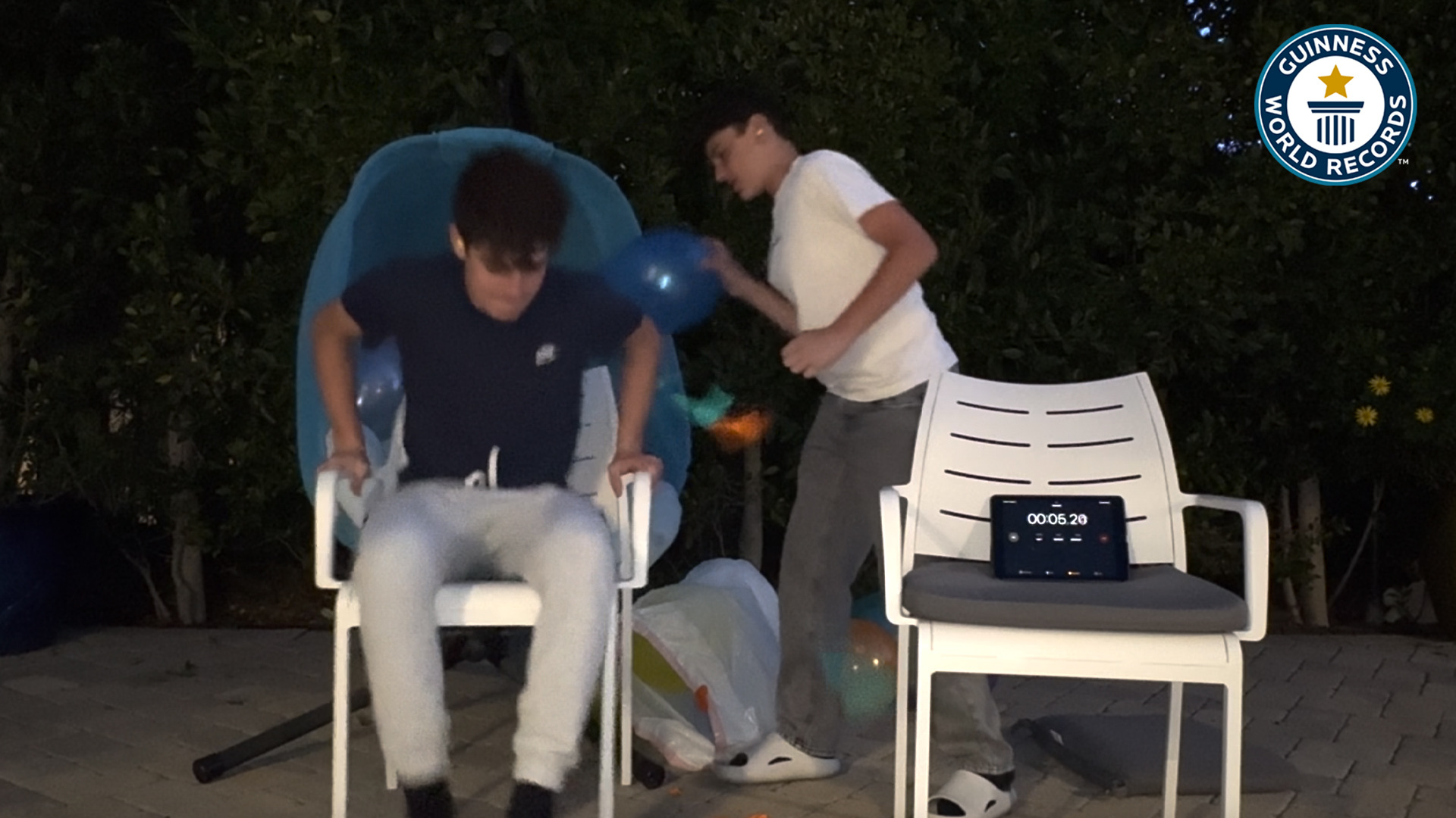 David Dabach sets two new Guinness World Records titles