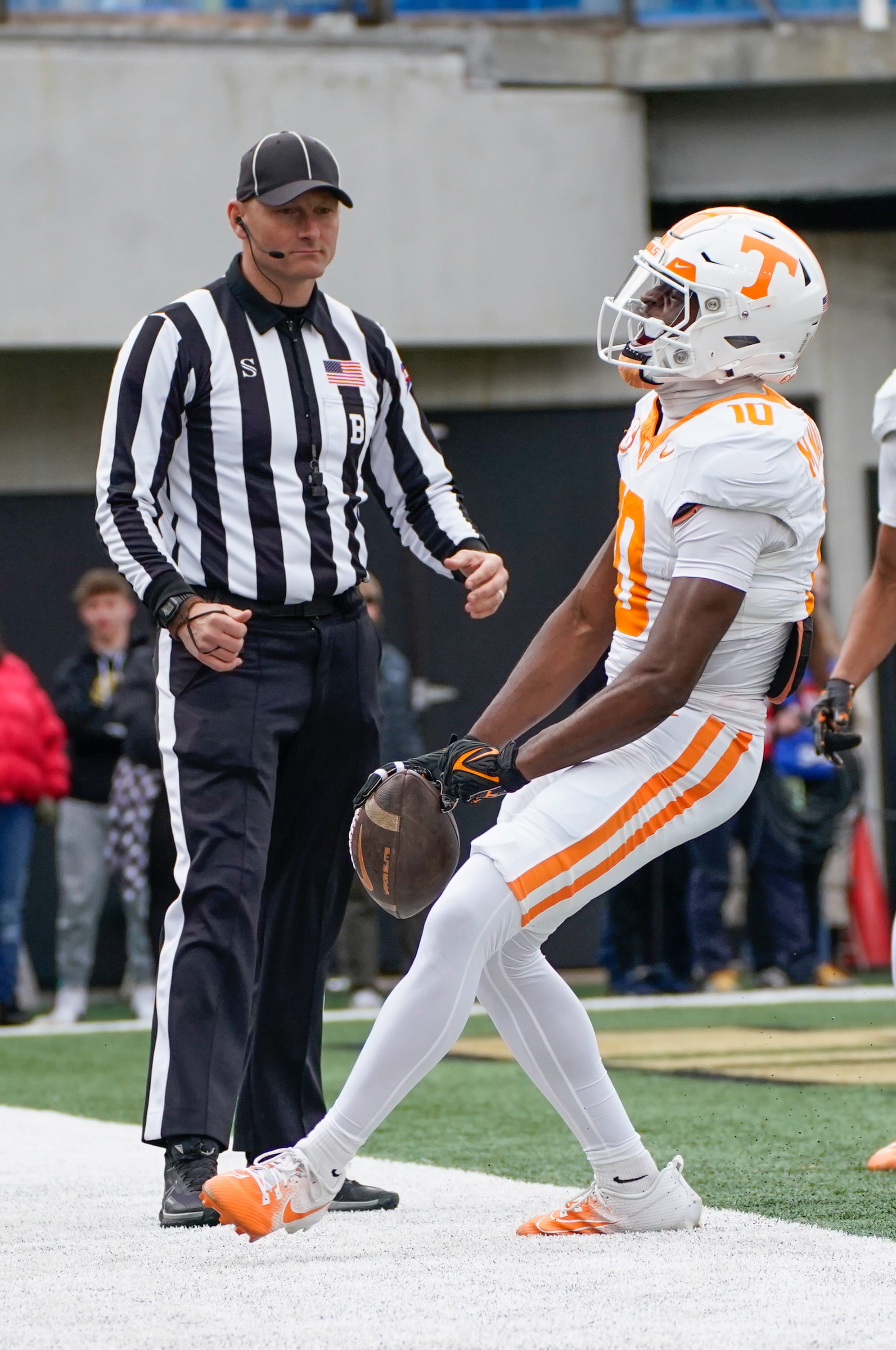 Why Mike Matthews didn't leave Tennessee football despite transfer ...